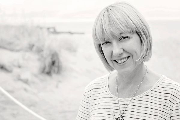 June First Friday: Amy Gaw | Downtown Books | Outer Banks Events