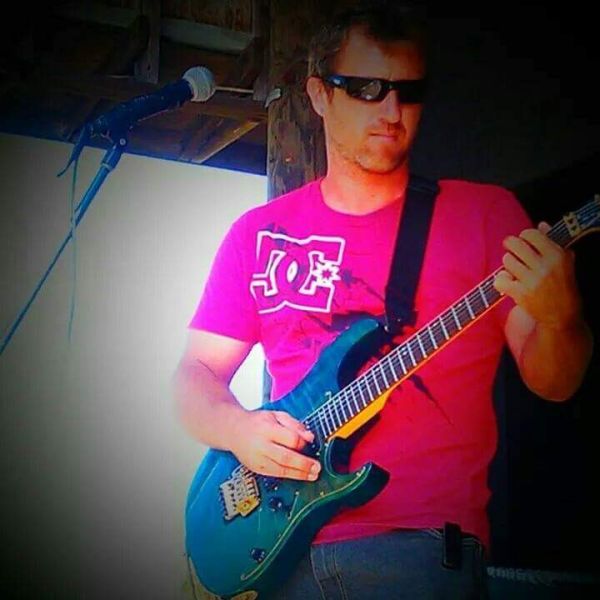 Lucas Ireland | Jack Brown's Beer & Burger Joint | Outer Banks Events