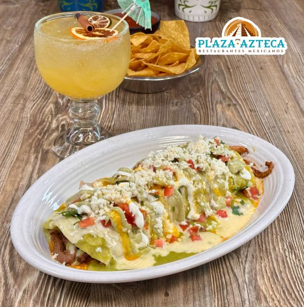 Burrito Texano | Plaza Azteca Restaurante Mexicano